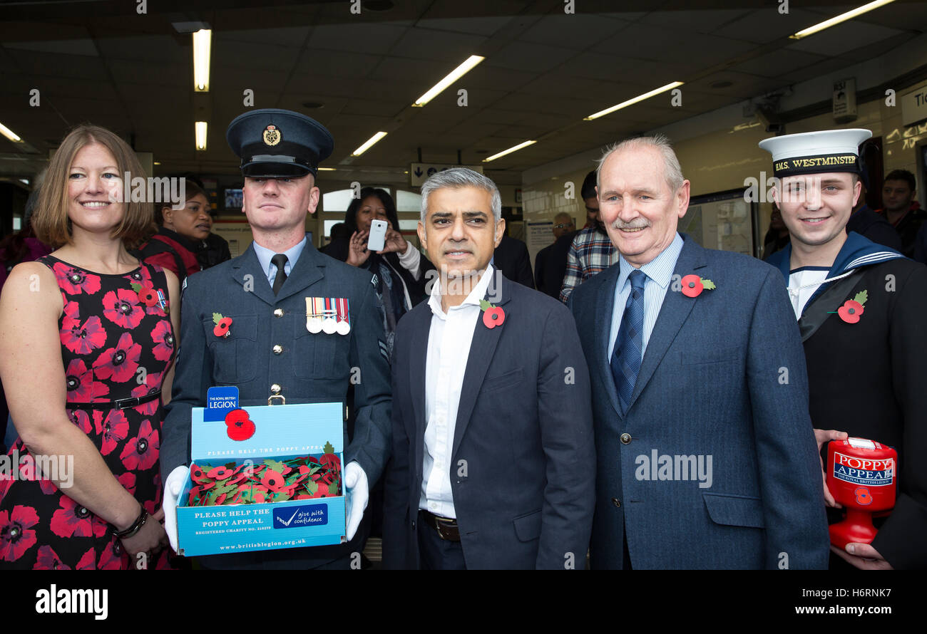 Leyton, UK. 1st Nov, 2016. Claire Rowcliffe, Director of Fundraising ...