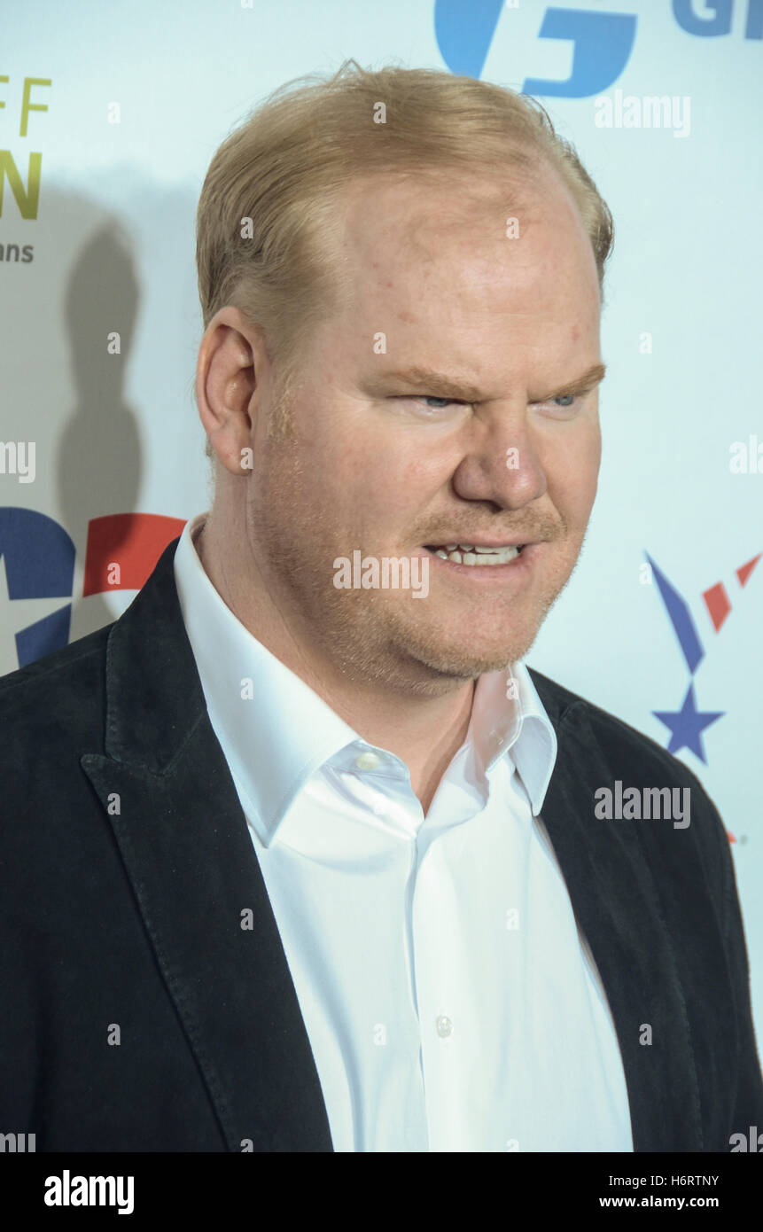 New York, NY, USA. 1st Nov, 2016. Comedian Jim Gaffigan attends the ...