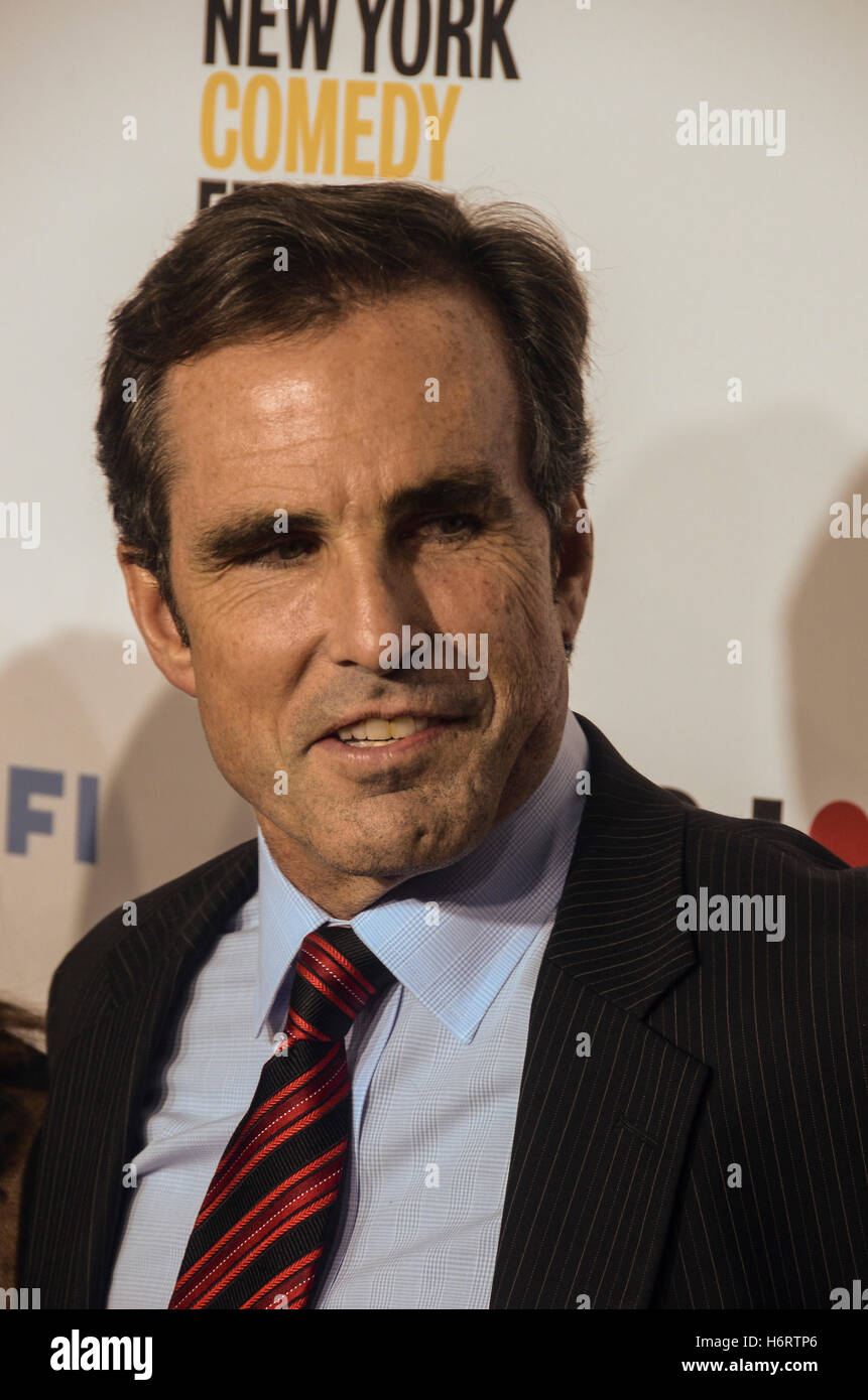 New York, NY, USA. 1st Nov, 2016. Bob Woodruff attends the 10th Annual ...