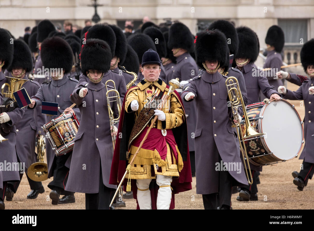 1st Battalion Coldstream Guards High Resolution Stock Photography and ...