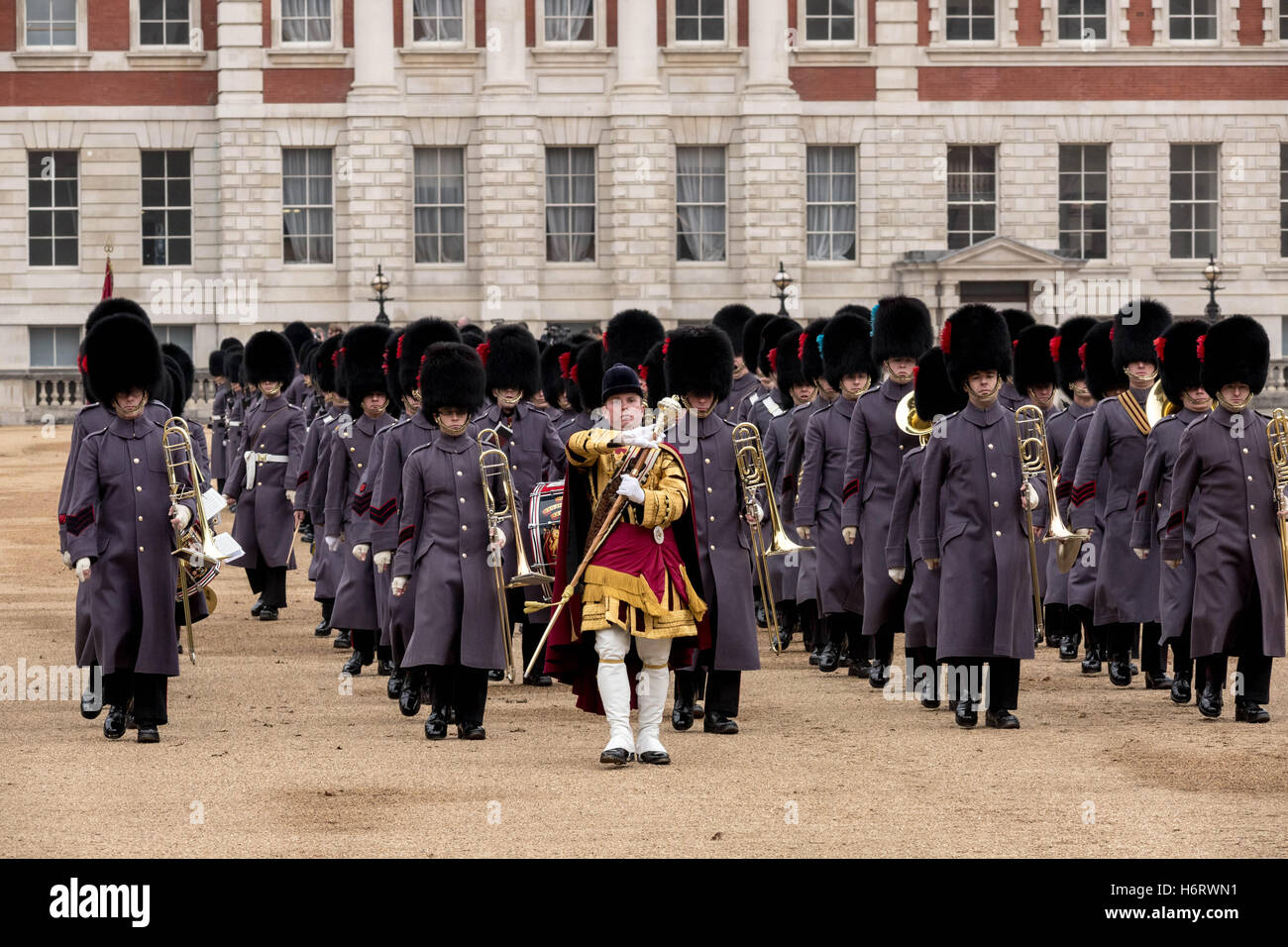 1st battalion coldstream guards hi-res stock photography and images - Alamy