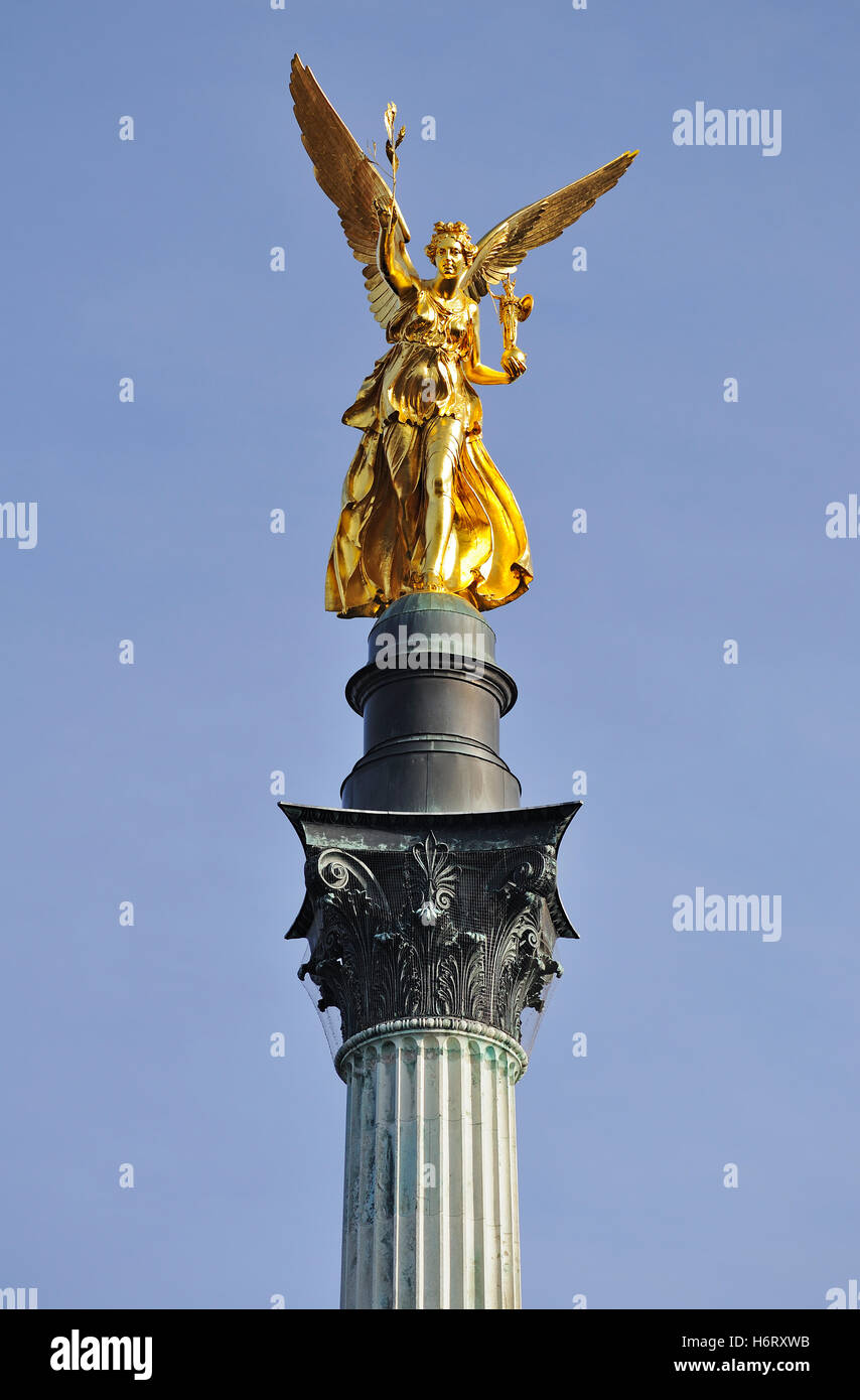 Bavaria statues hi-res stock photography and images - Alamy