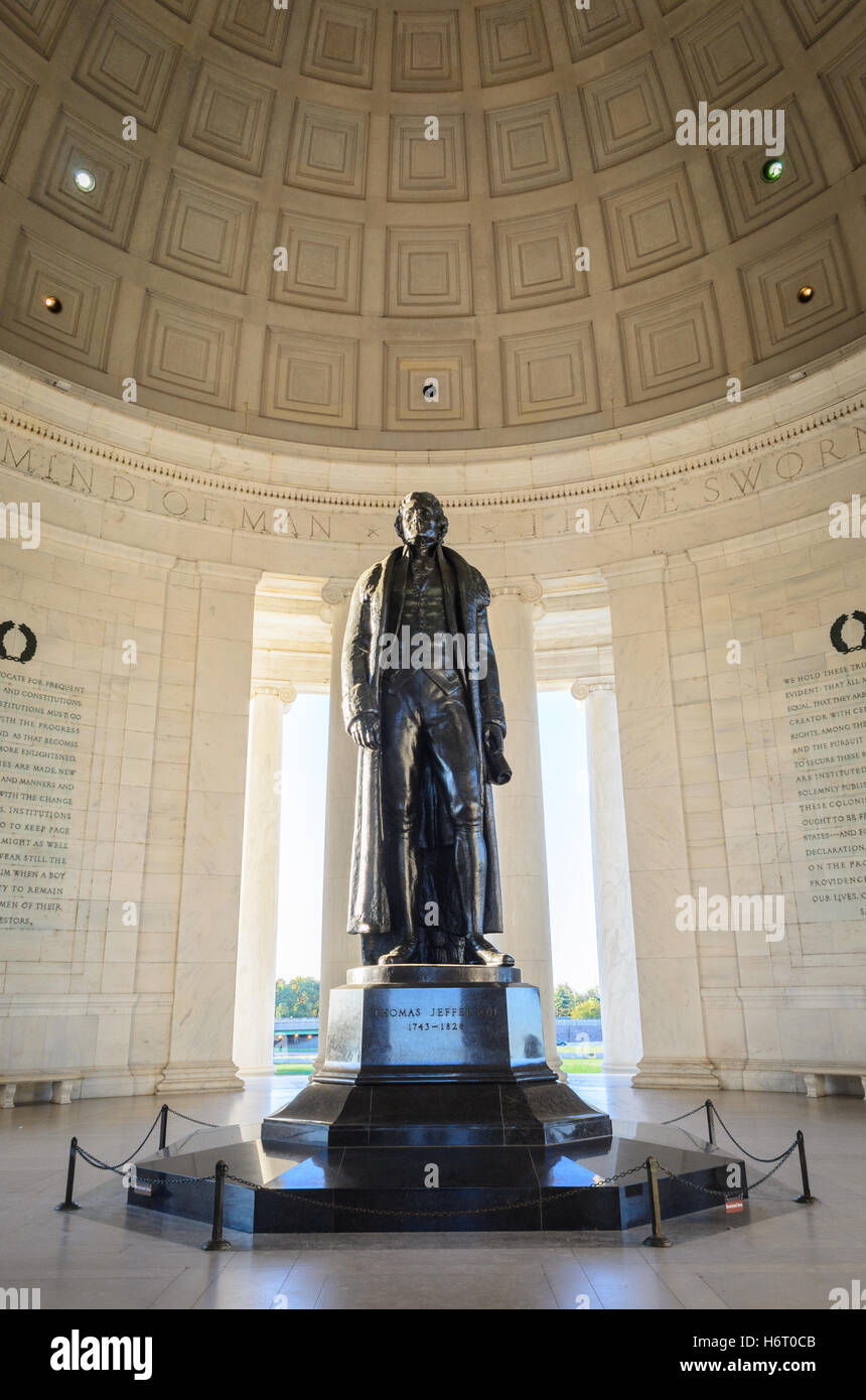 Jefferson memorial portico hi-res stock photography and images - Alamy
