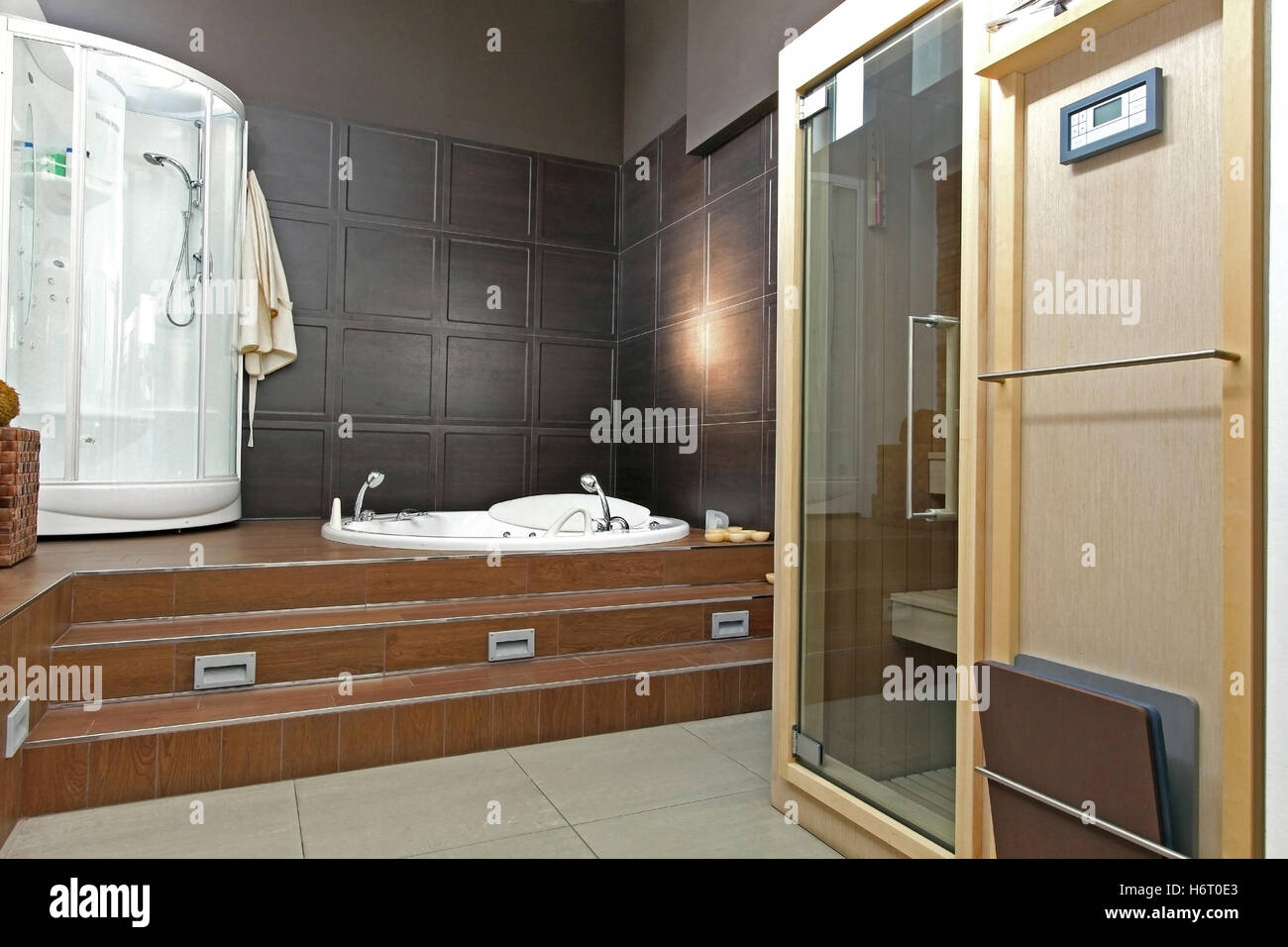 Inside bath room hi-res stock photography and images - Alamy
