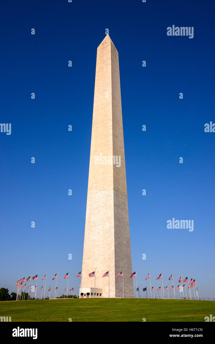 Large granite monument hi-res stock photography and images - Alamy