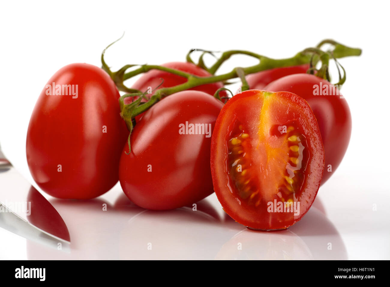 Roma tomatoes hi-res stock photography and images - Alamy