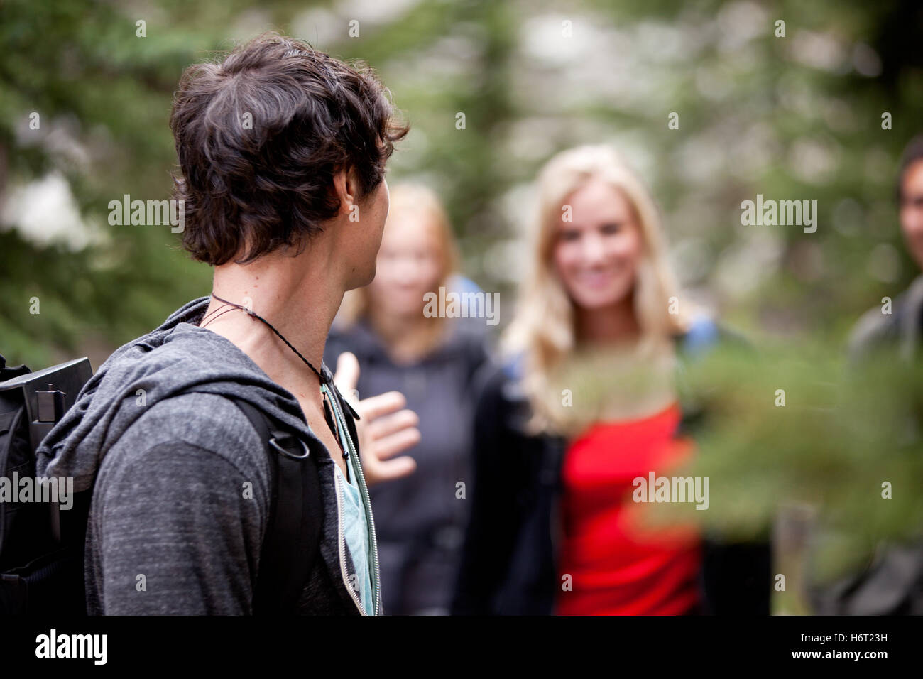 Human waiting hi-res stock photography and images - Alamy