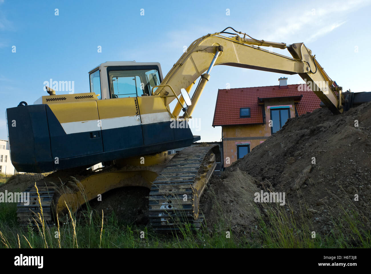 chain vehicle dredger caterpillar building machine construction site ...
