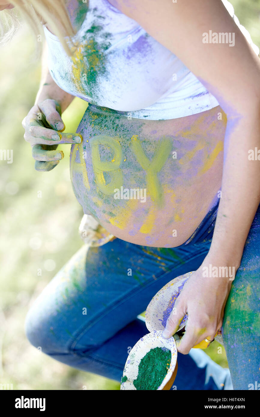 Pregnant belly art hi-res stock photography and images - Alamy