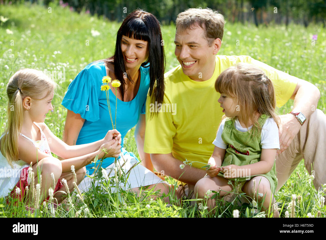 woman talk speaking speaks spoken speak talking chat nattering humans ...