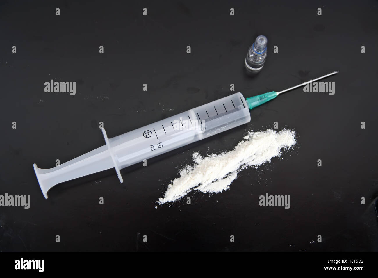 Addiction heroin injection syringe abuse narcotic narcotics hi-res ...