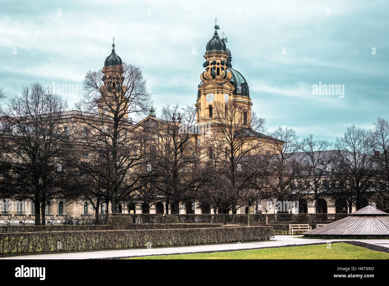 Symbol of munich travel tourism hi-res stock photography and images - Alamy
