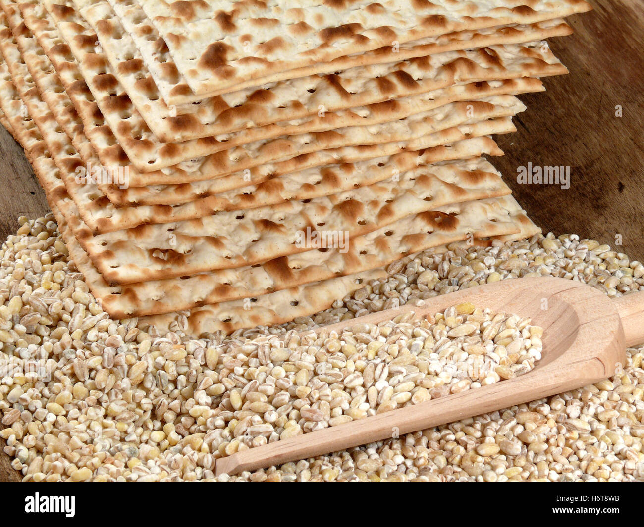 matzen and cereals Stock Photo - Alamy