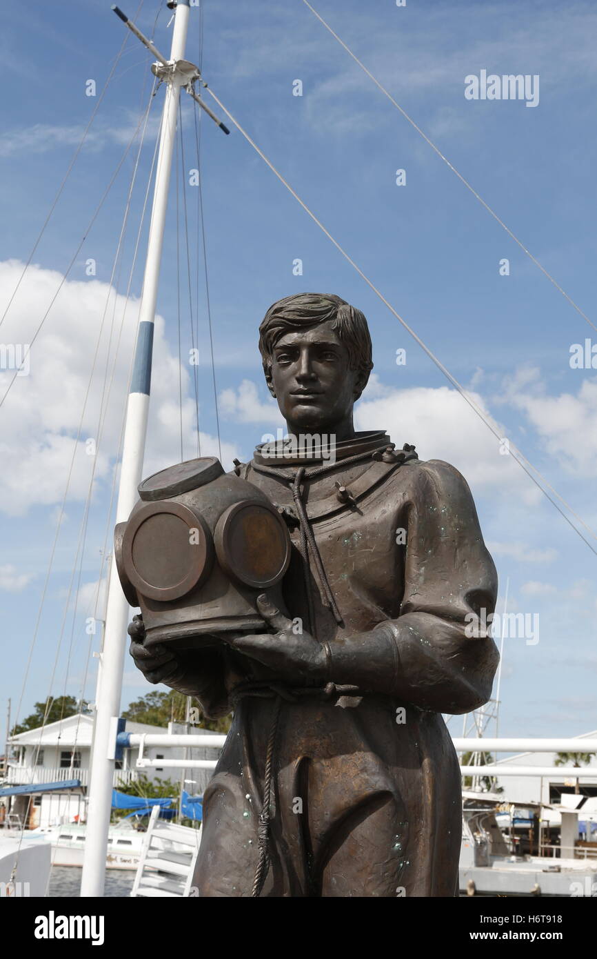 Sponge Diver Memorial Statue in historic Tarpon Springs, Florida Stock ...