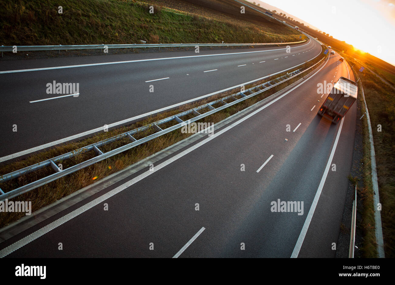 Fast moving traffic lane hi-res stock photography and images - Alamy