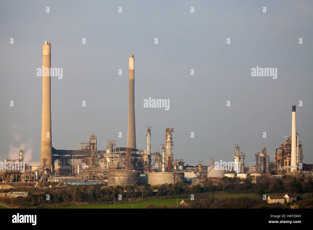 Valero Oil Refinery High Resolution Stock Photography and Images - Alamy