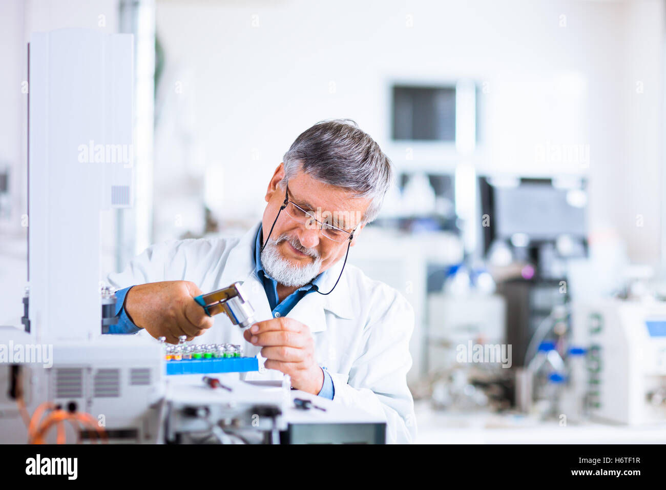 experiment, chemist, laboratory, chemistry, researcher, computers ...