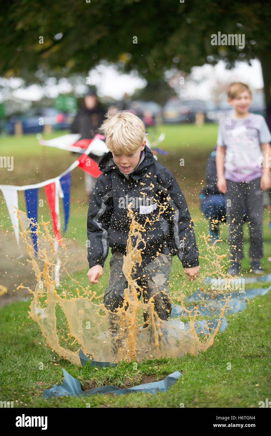 World puddle jumping championship hi-res stock photography and images ...