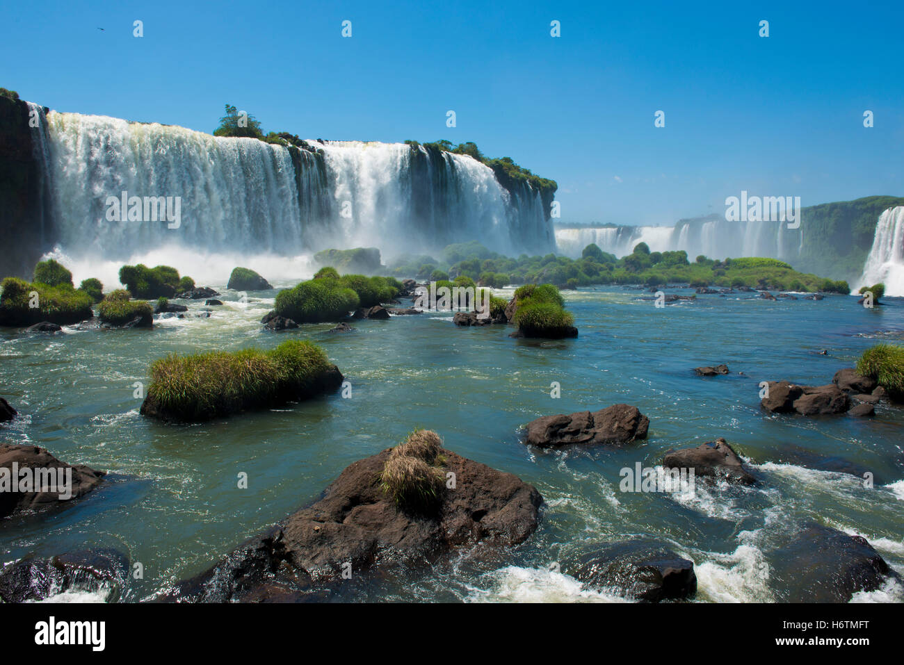 Flow of rivers hi-res stock photography and images - Alamy