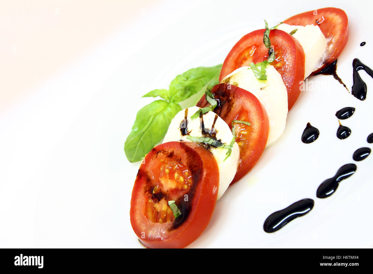 European tomato hi-res stock photography and images - Alamy