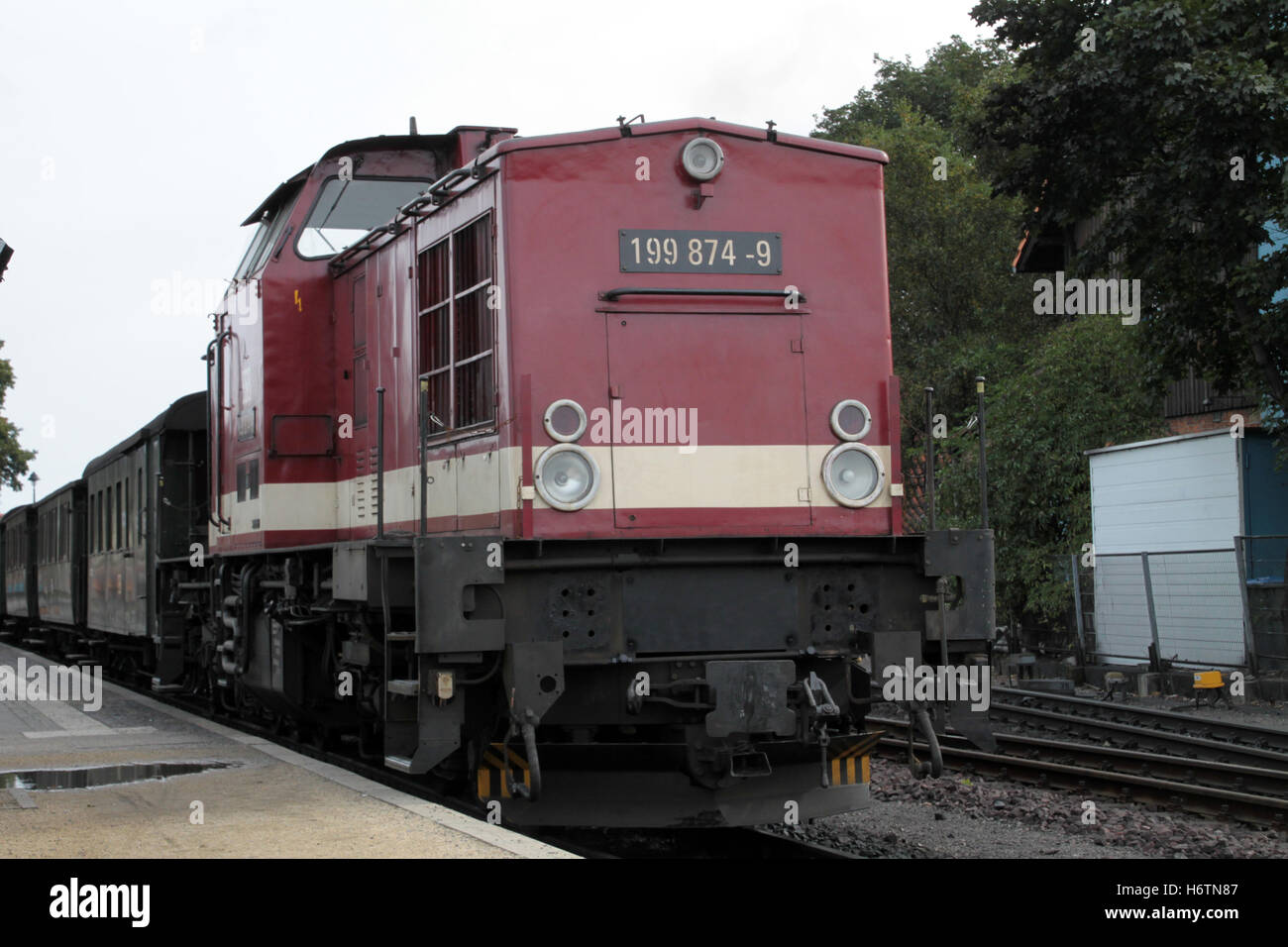 railway locomotive train engine rolling stock vehicle means of travel ...