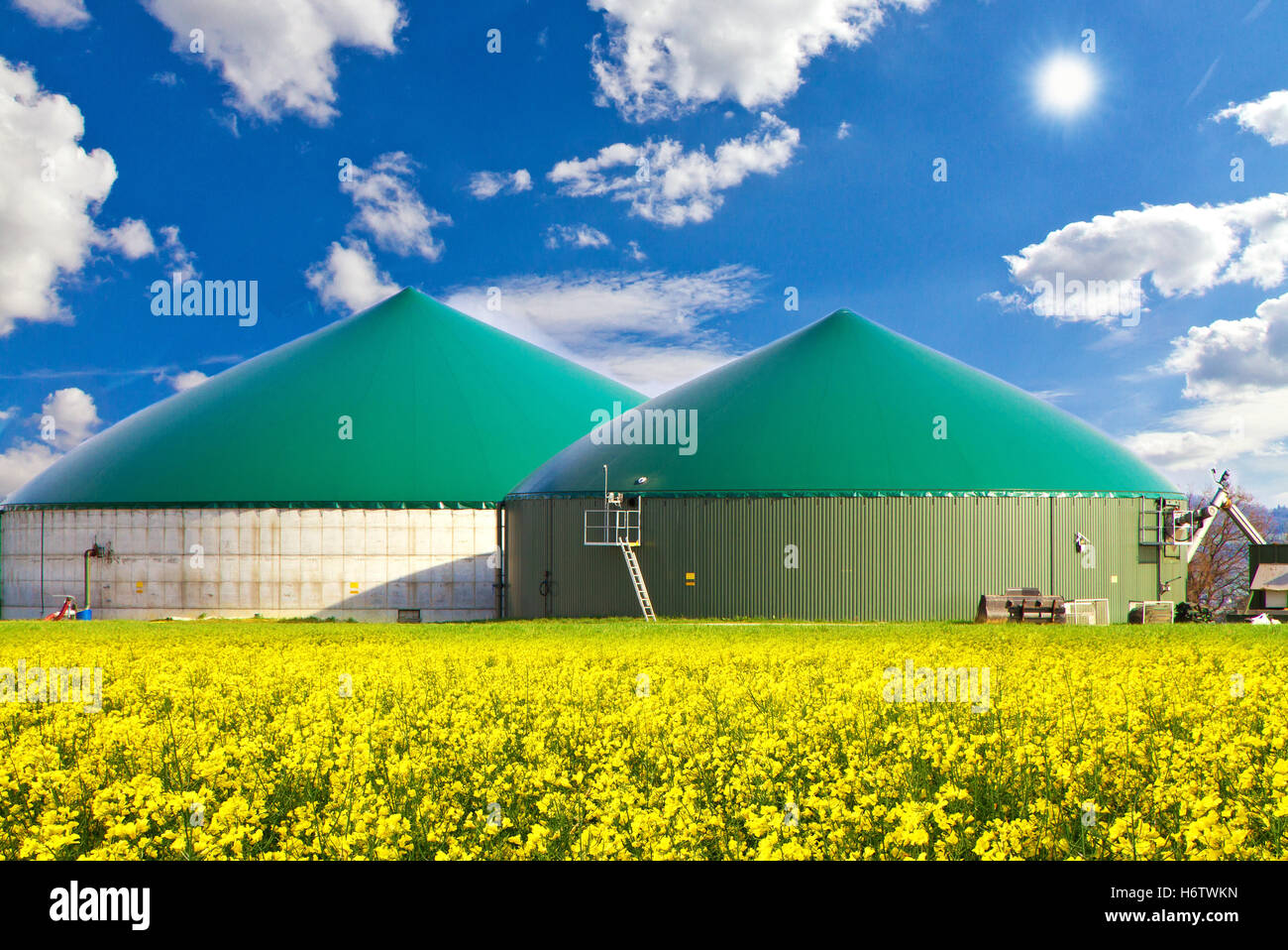 Heavenly buildings hi-res stock photography and images - Alamy