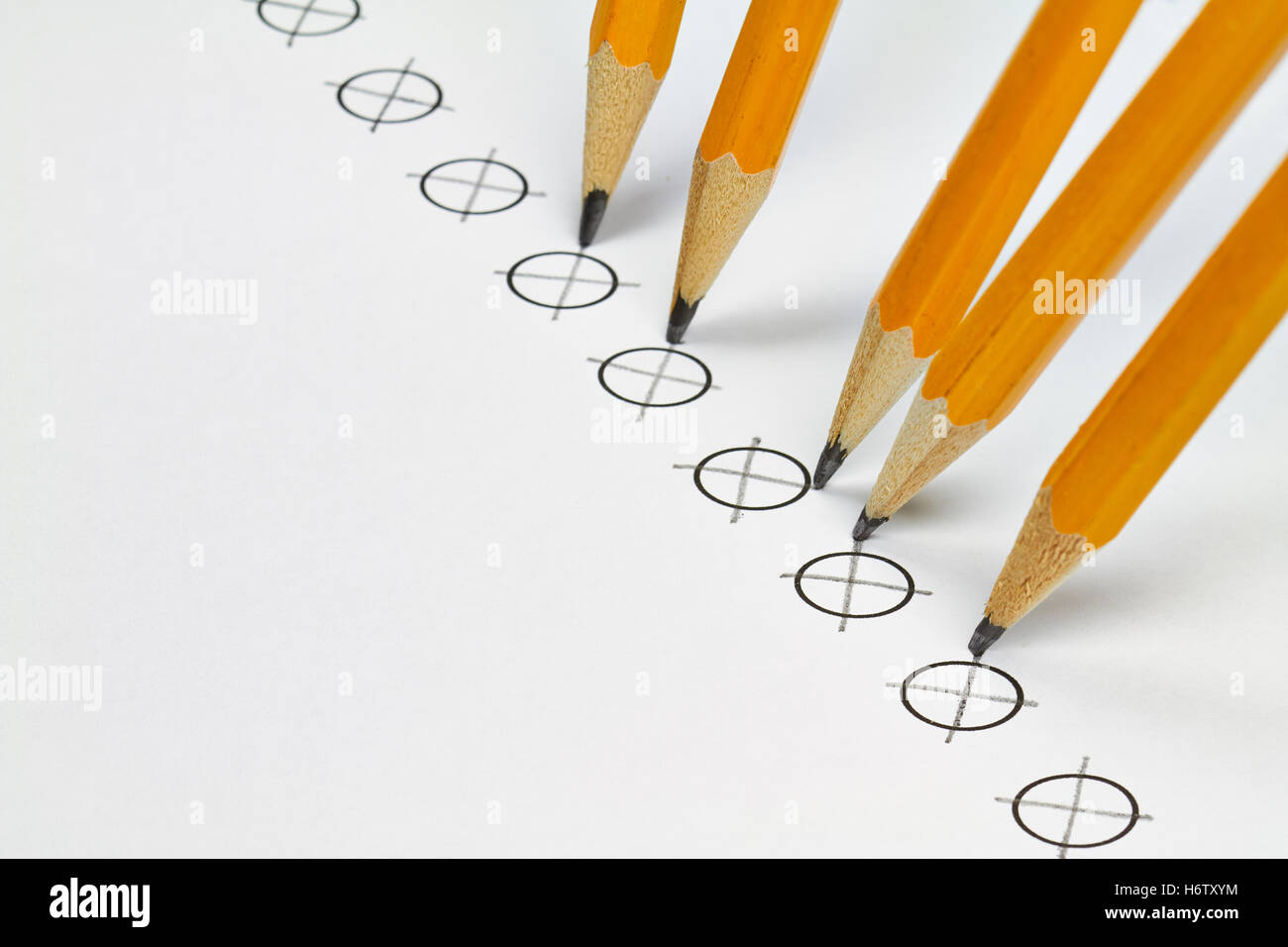 Politics of a circle hi-res stock photography and images - Alamy