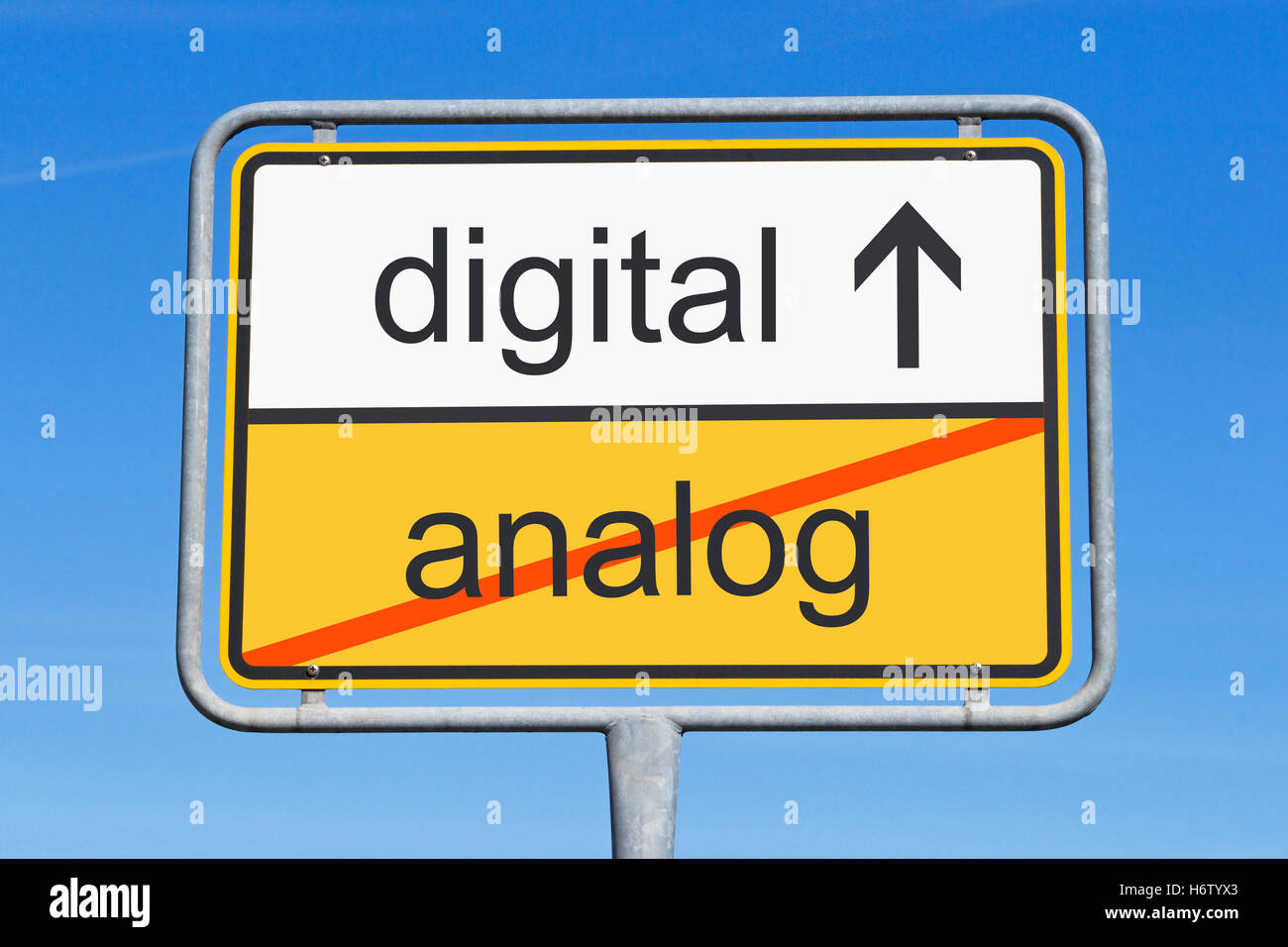 analog and digital Stock Photo - Alamy