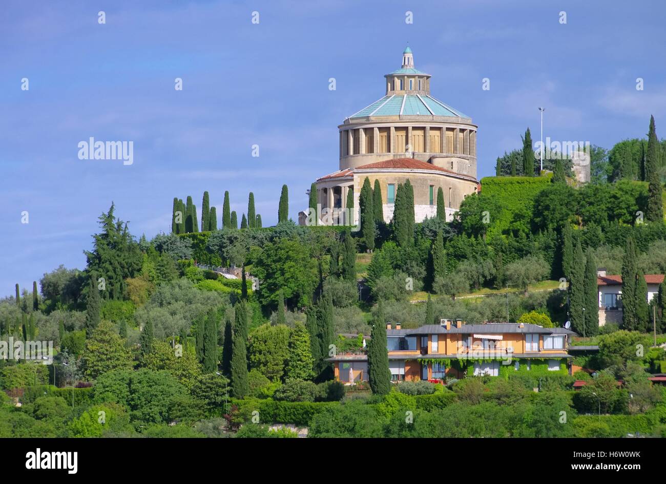 Medieval temples hi-res stock photography and images - Alamy