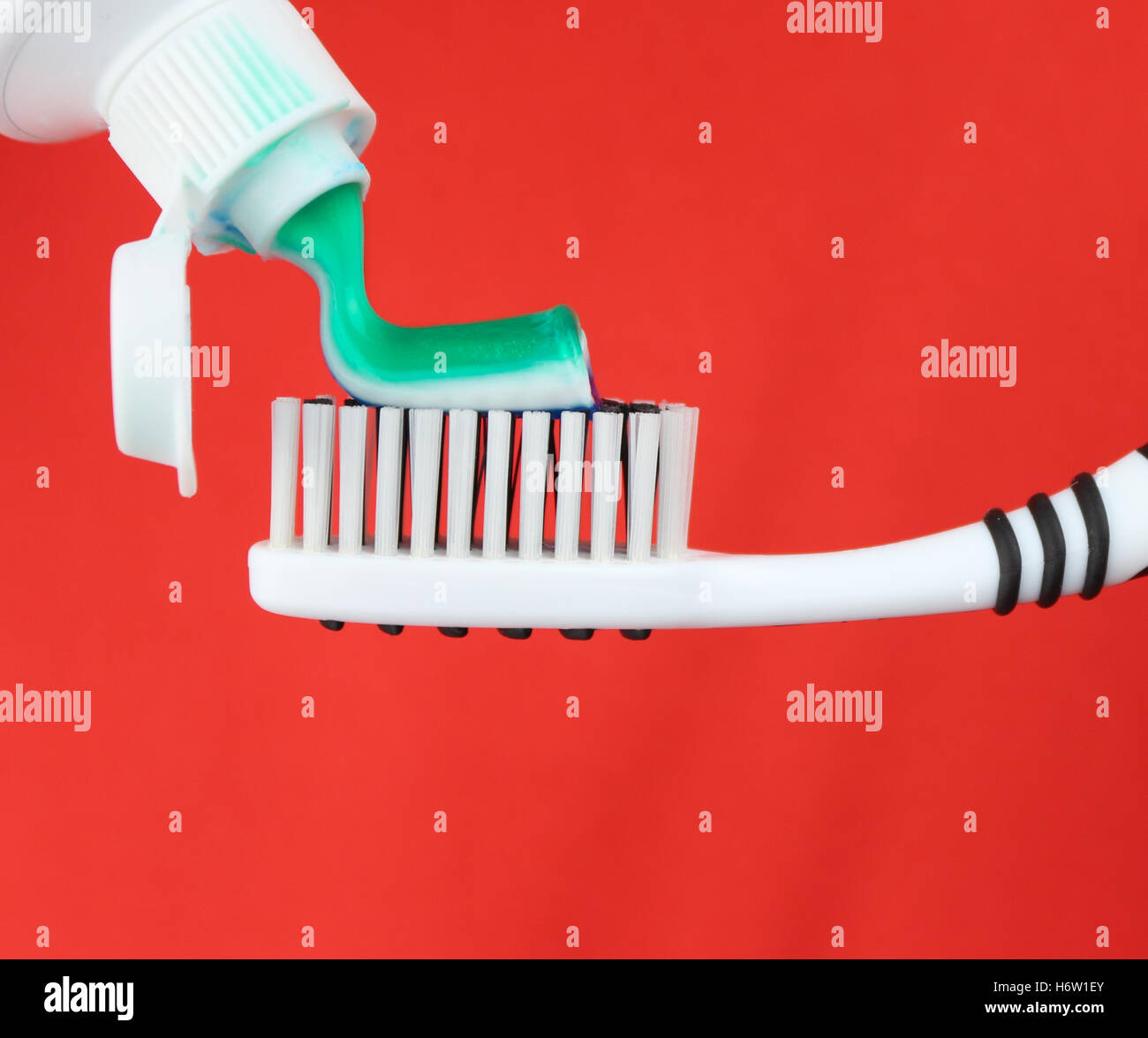 Toothpaste closeup hi-res stock photography and images - Alamy