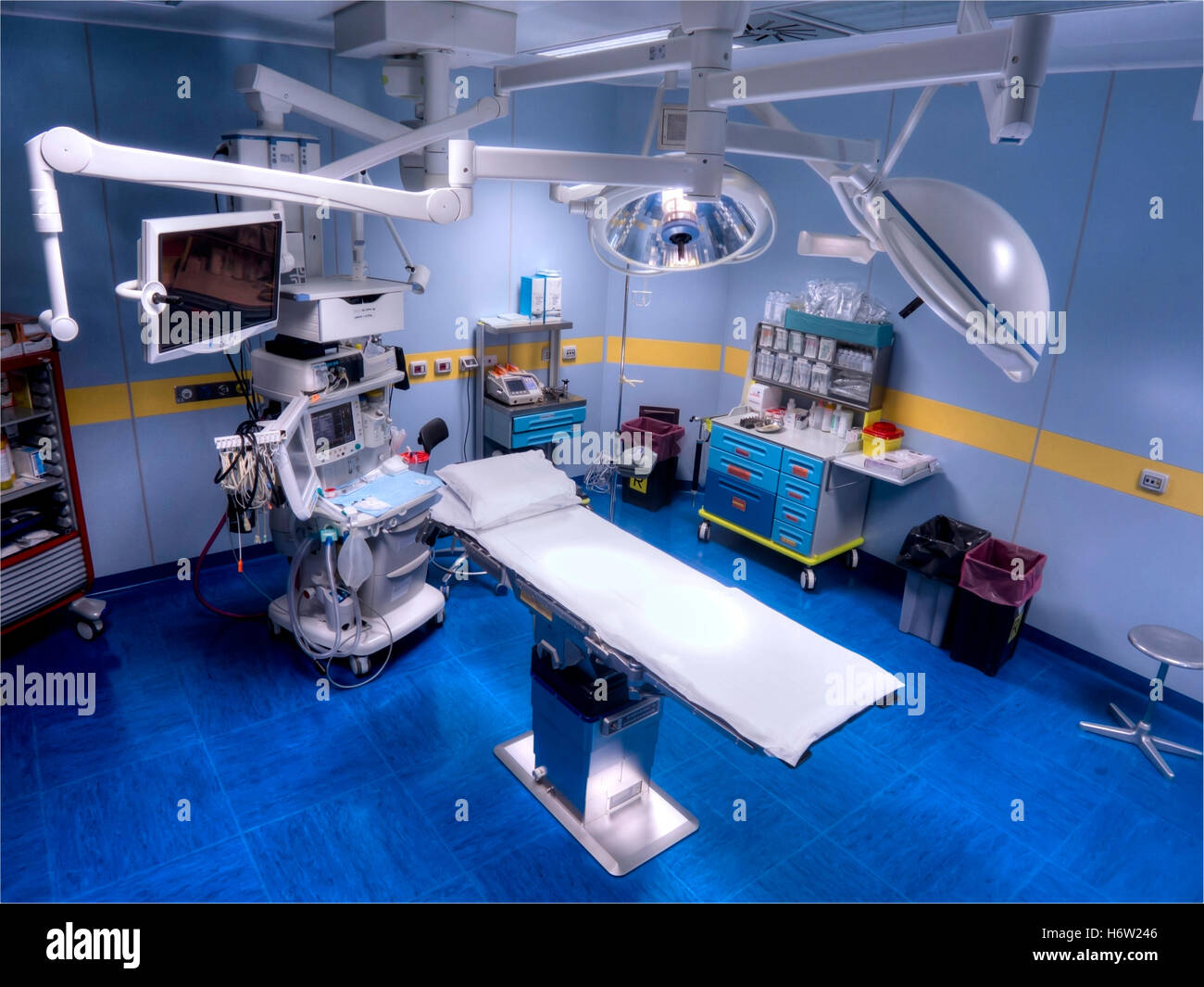 Hospital room view from bed hi-res stock photography and images - Alamy