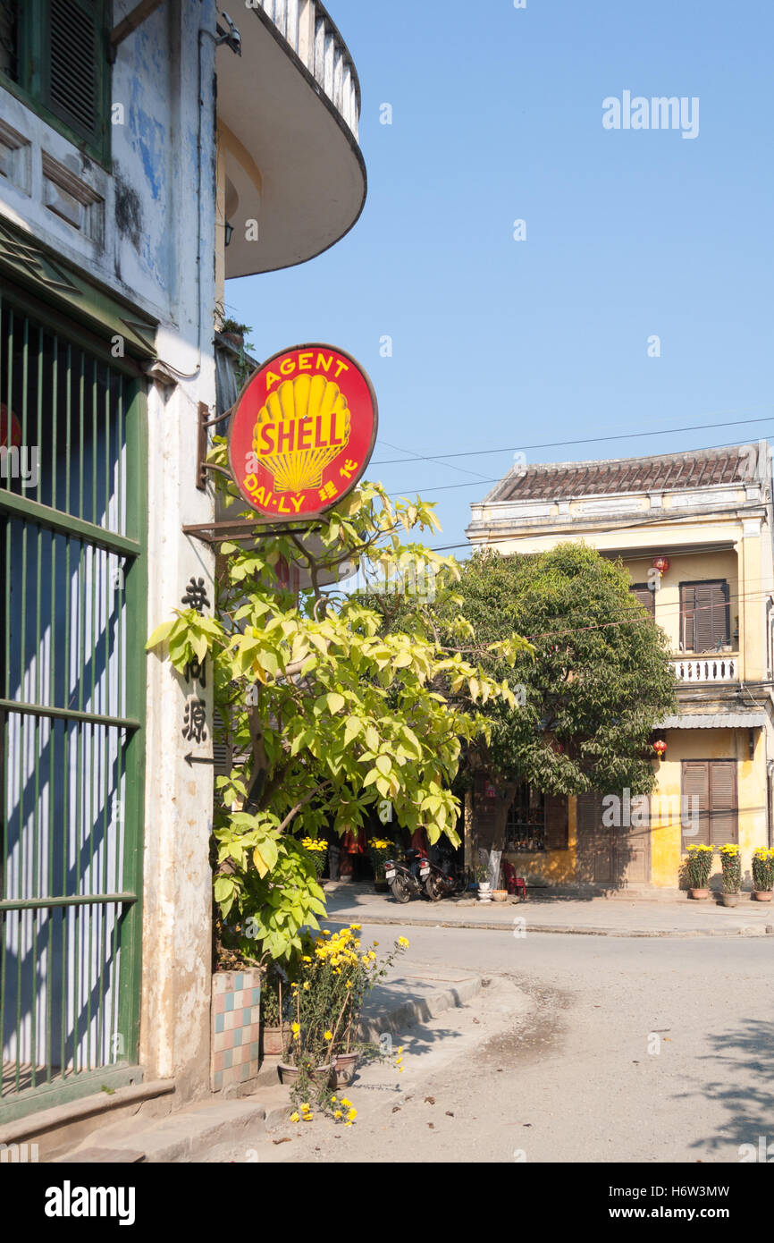 Shell agent sign outside a shop in Hoi An, Vietnam Stock Photo - Alamy