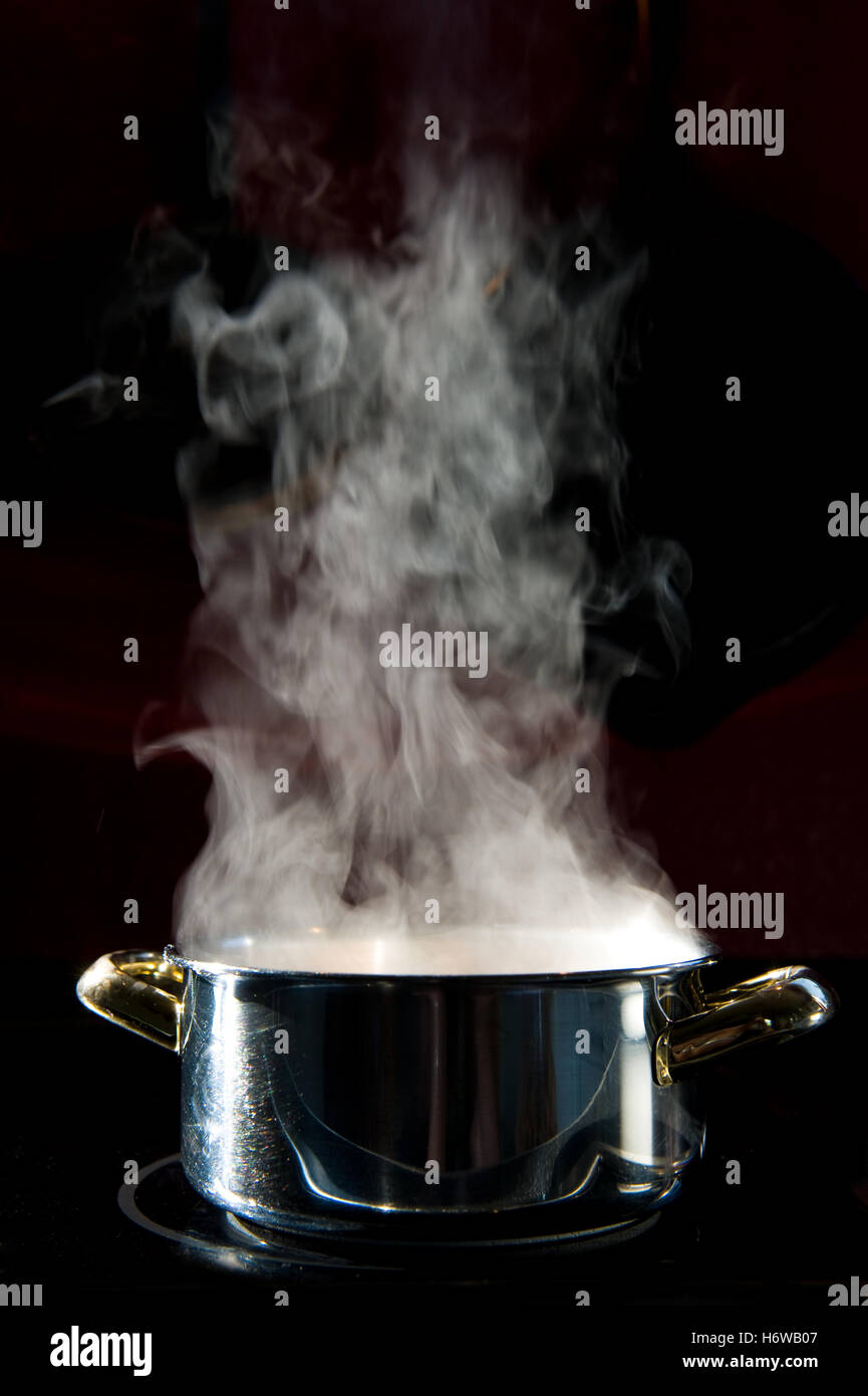 Kitchen utilities hi-res stock photography and images - Alamy
