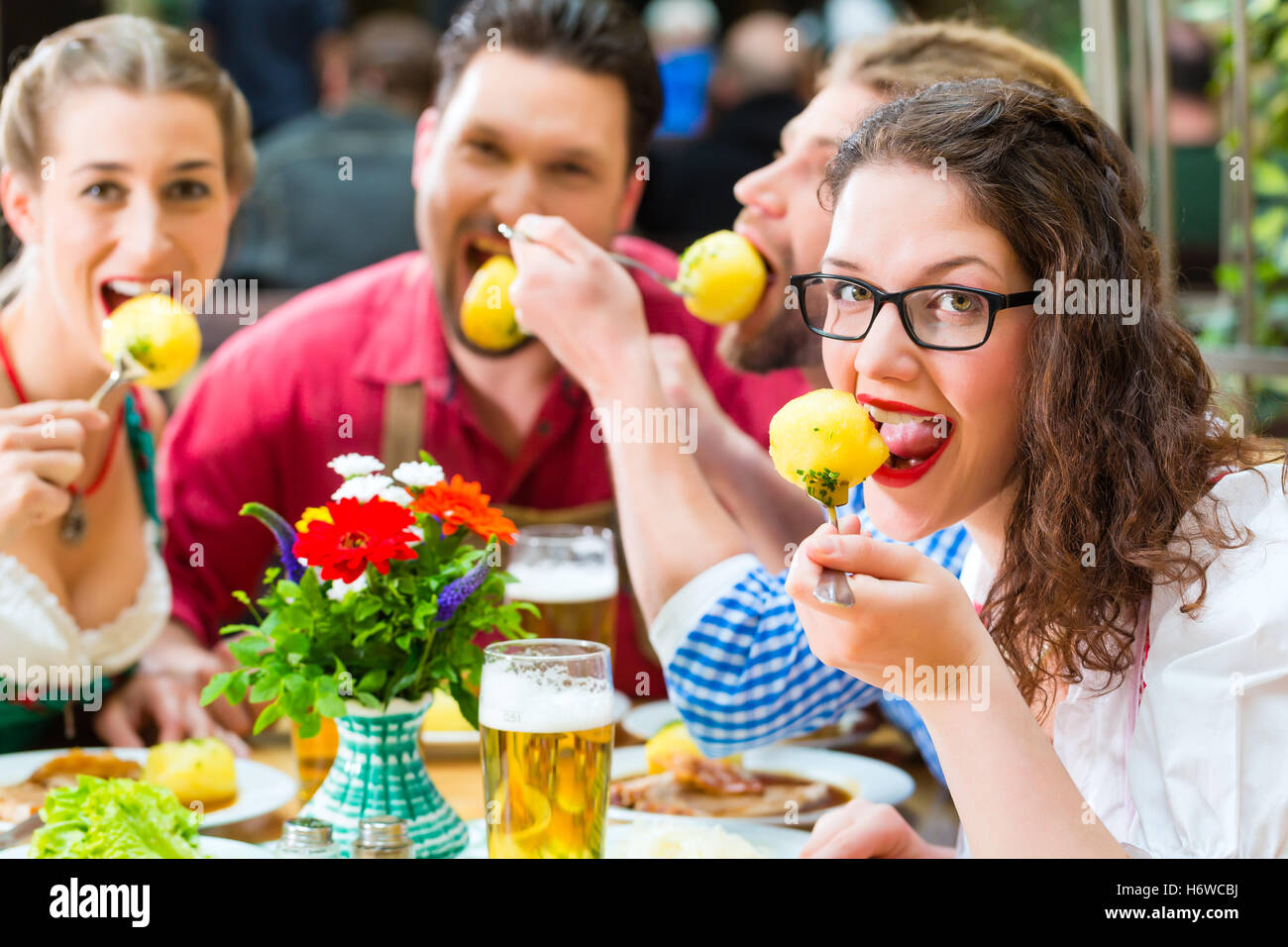Man drinking beer costume hi-res stock photography and images - Alamy
