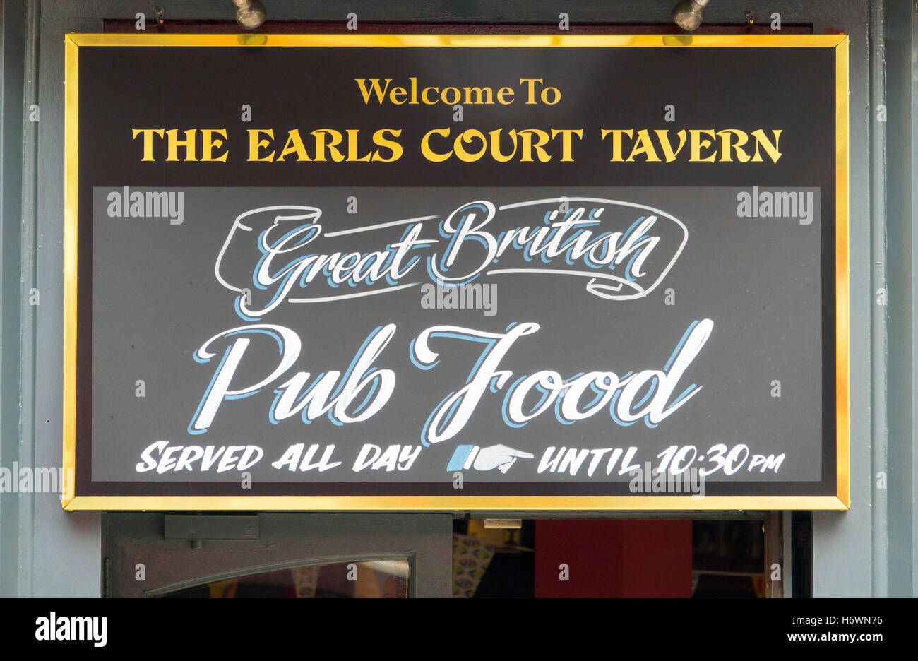 The Earls Court Tavern - a beautiful English pub Stock Photo - Alamy