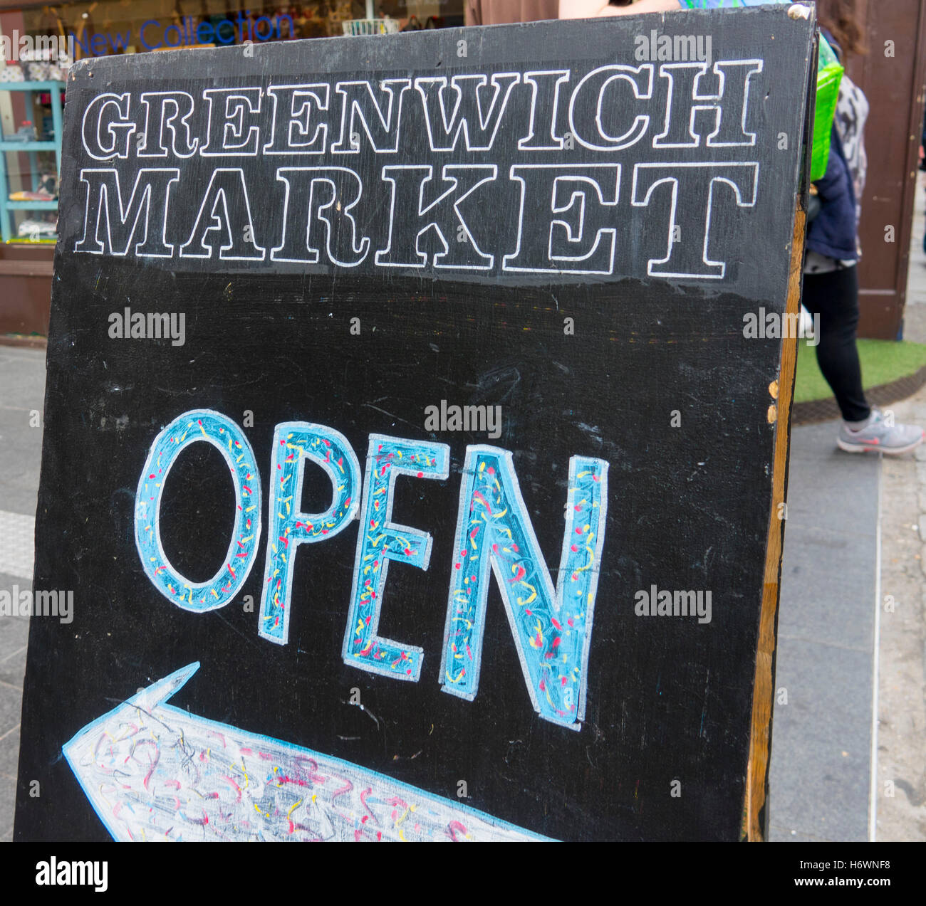Open sign at Greenwich Market in London Greenwich Stock Photo - Alamy
