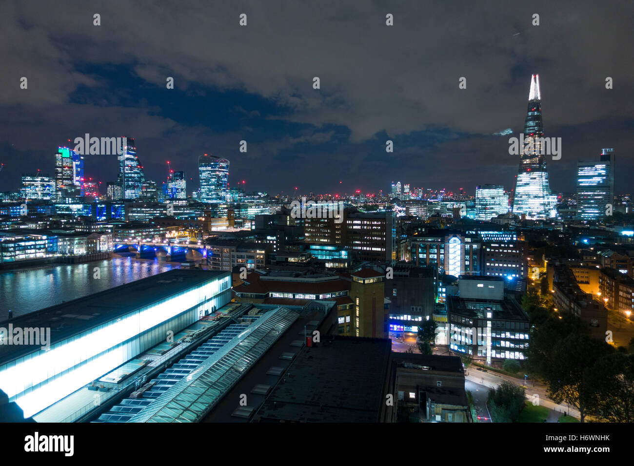 London night scapes hi-res stock photography and images - Alamy