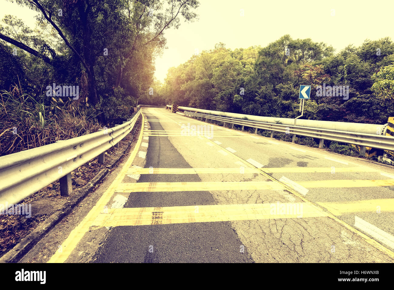 Perspective view curved road hi-res stock photography and images - Alamy