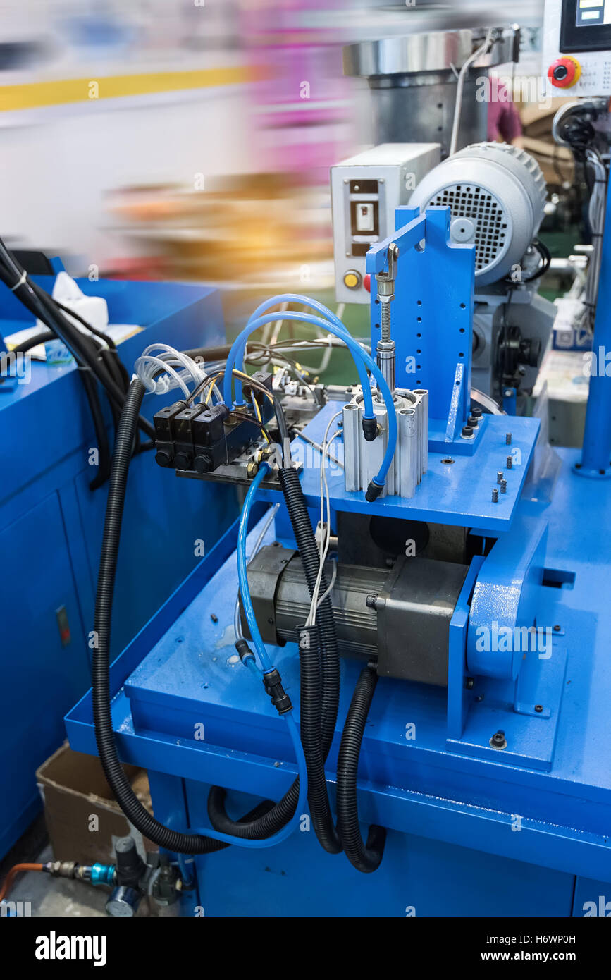 Milling operations hi-res stock photography and images - Alamy