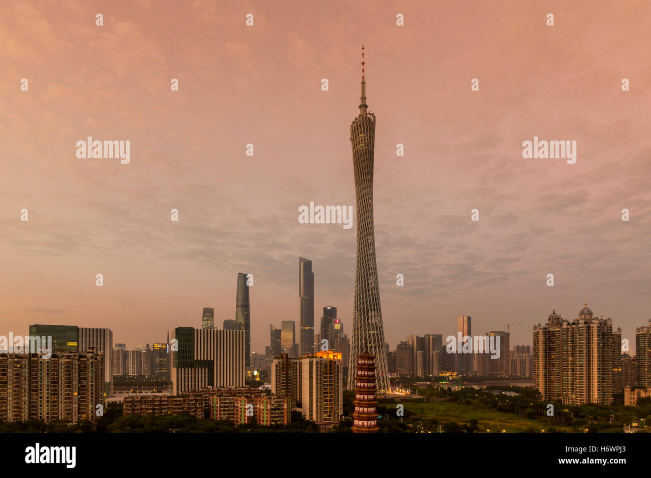 Guangzhou china city skyline panorama hi-res stock photography and ...
