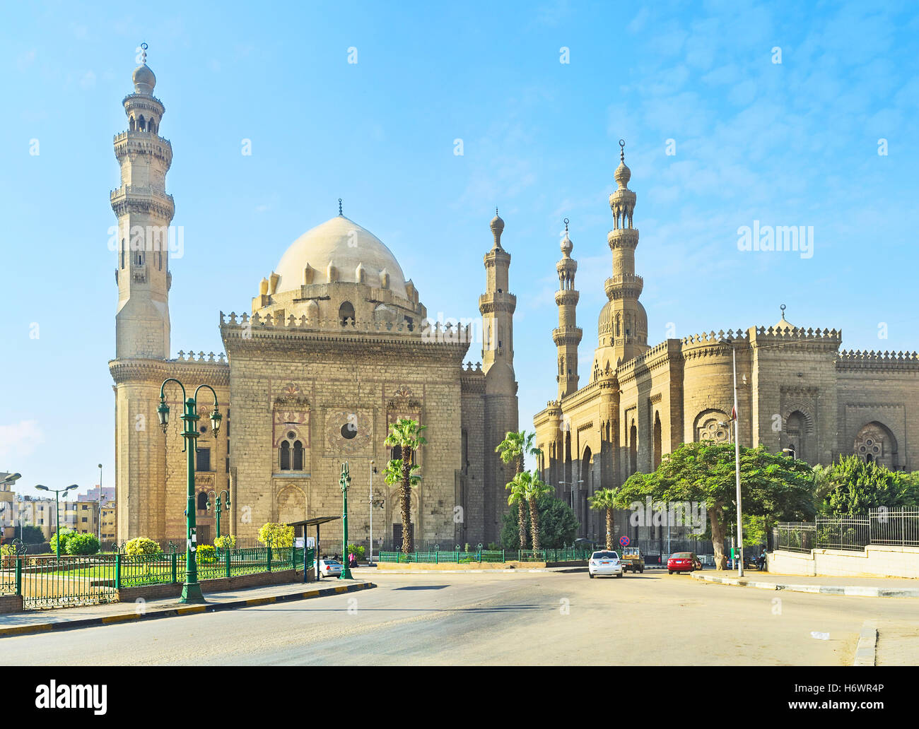 Mosque madrassa of sultan hassan hi-res stock photography and images ...