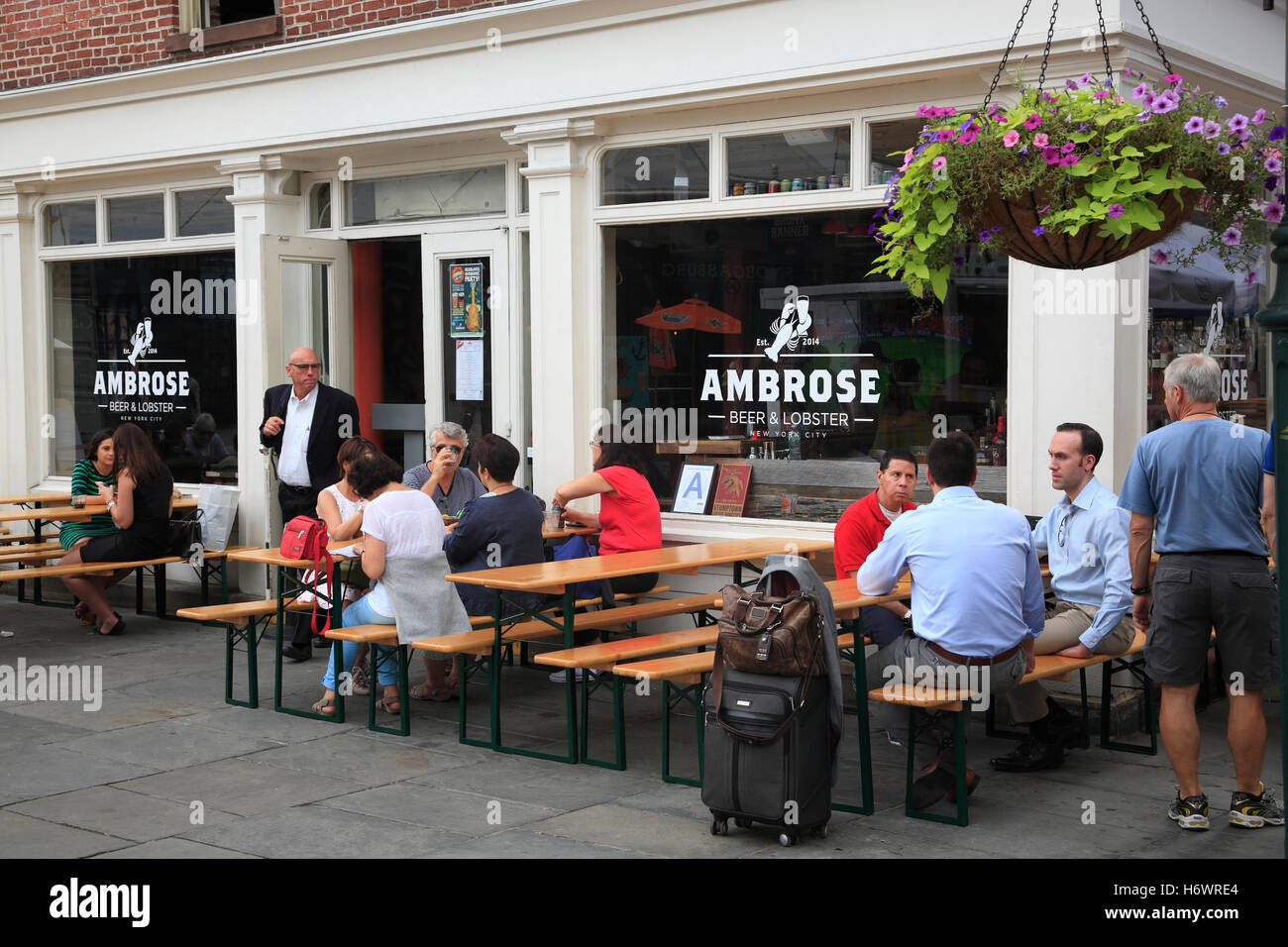 AMBROSE Lobster Restaurant, New York, USA Stock Photo - Alamy