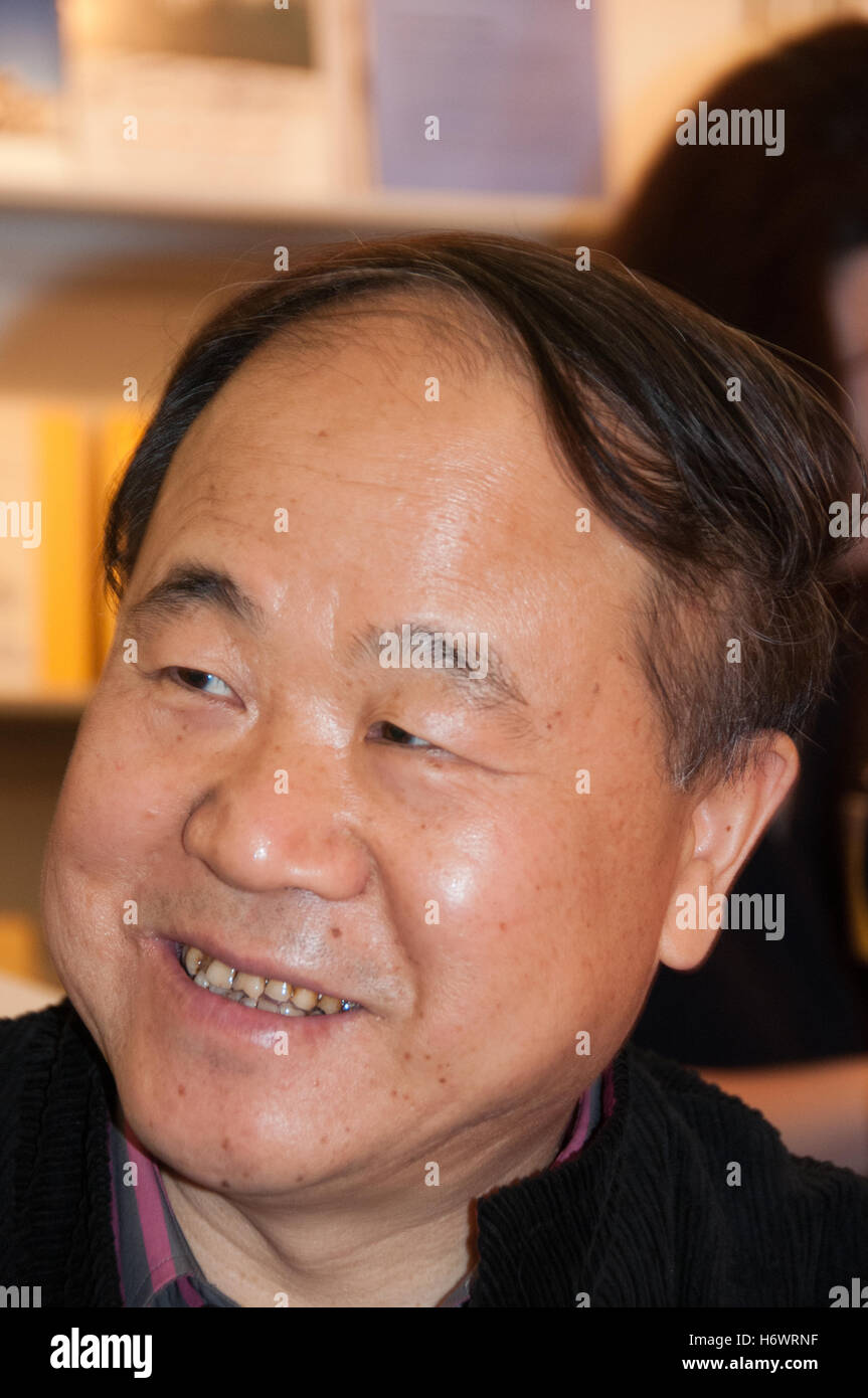 Mo Yan, Frankfurt Bookfair 2009 Stock Photo - Alamy