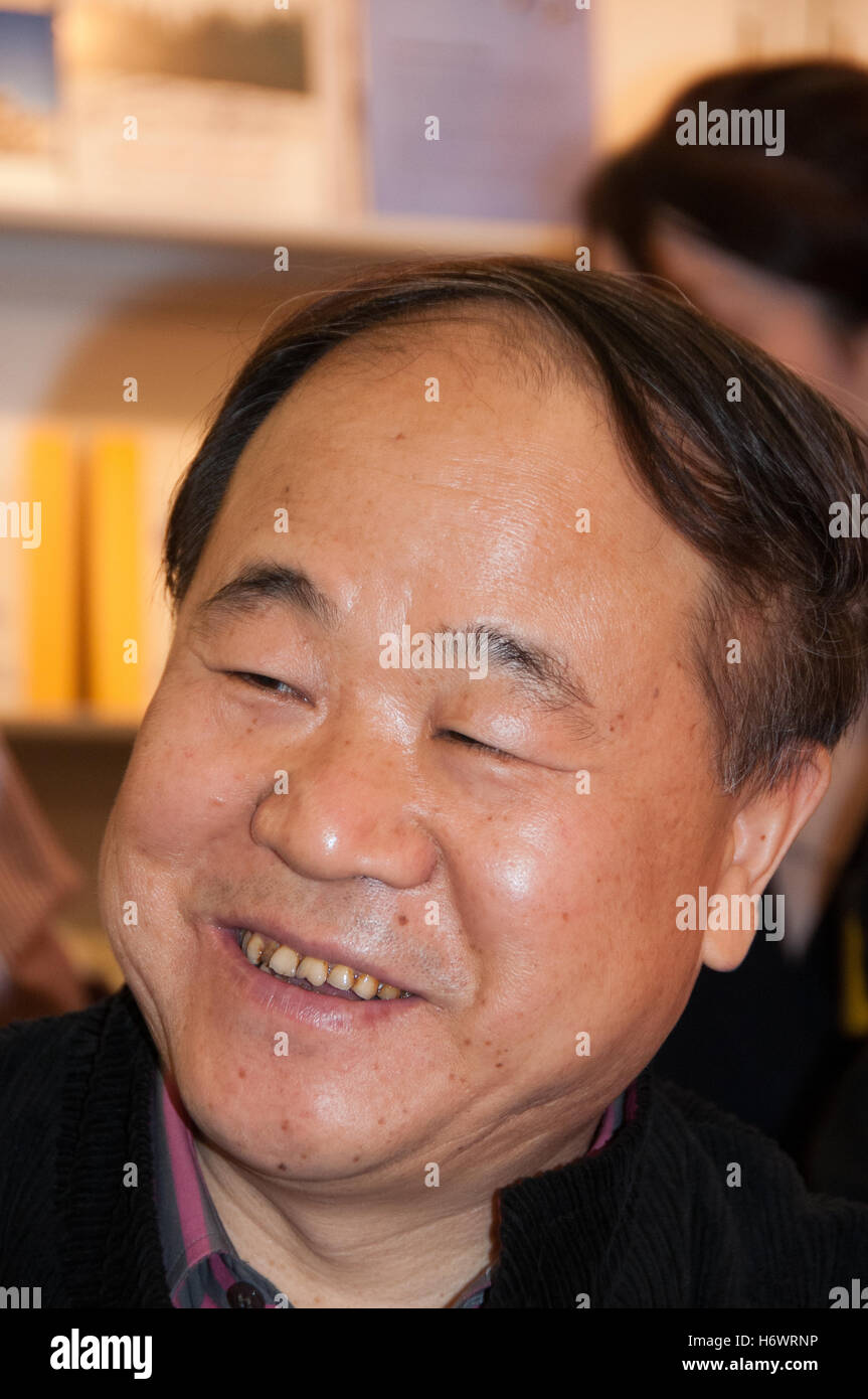Mo Yan, Frankfurt Bookfair 2009 Stock Photo - Alamy
