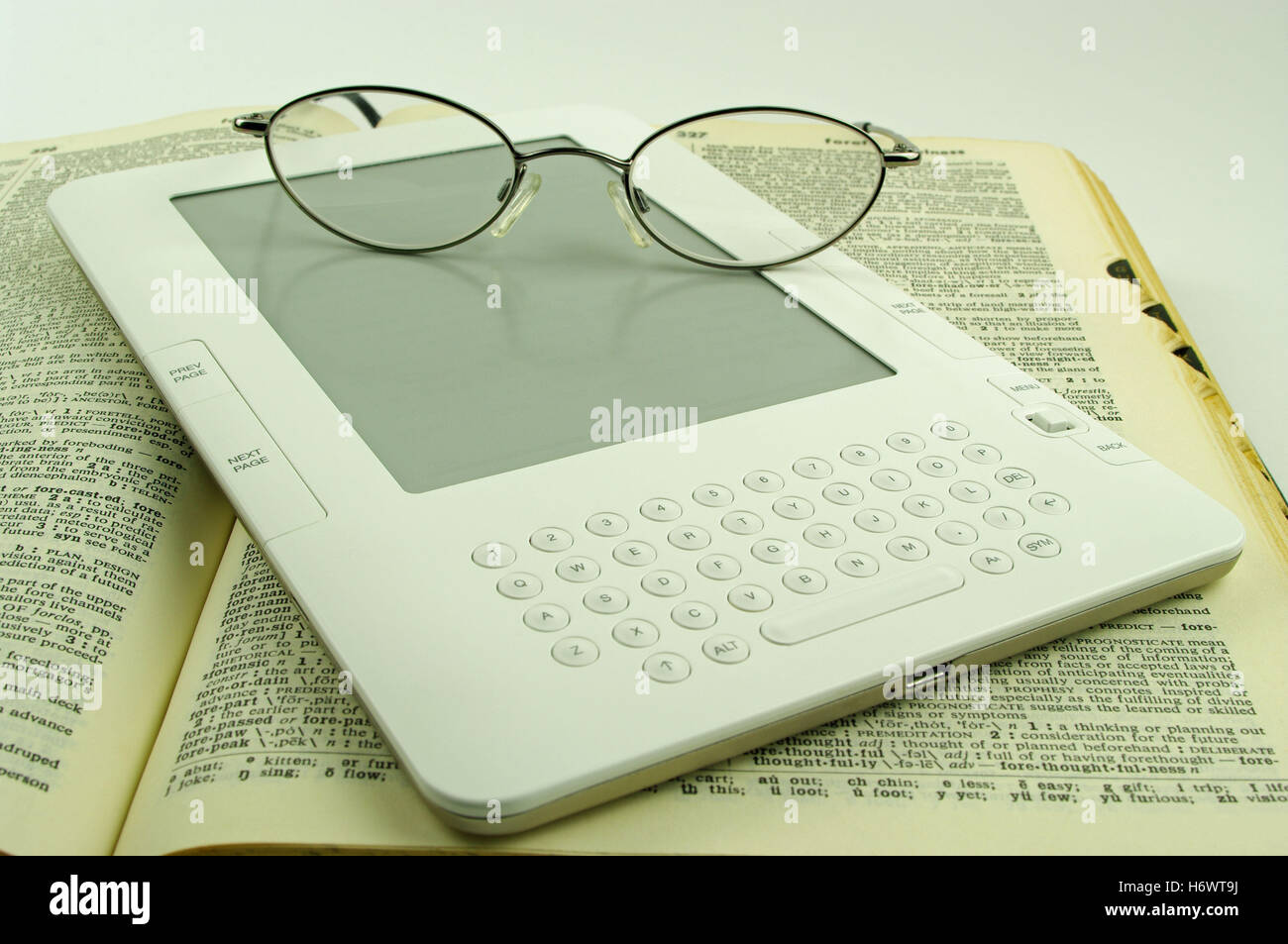 Electronic literature hi-res stock photography and images - Alamy