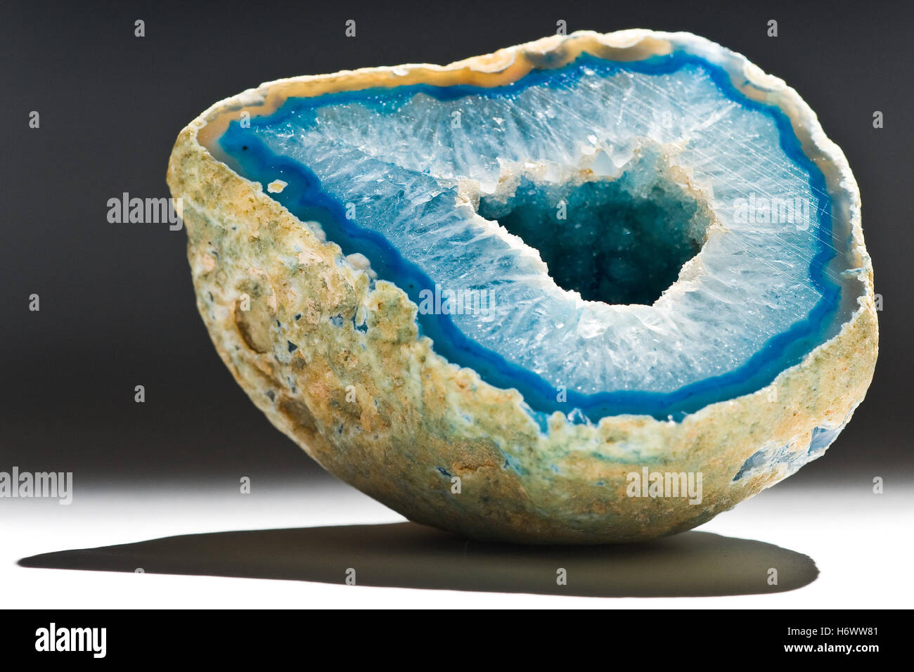 Agate hi-res stock photography and images - Alamy