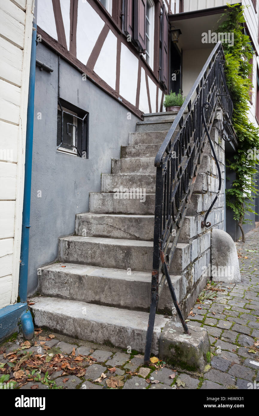 Concrete spiral staircase stairs steps hi-res stock photography and images - Alamy