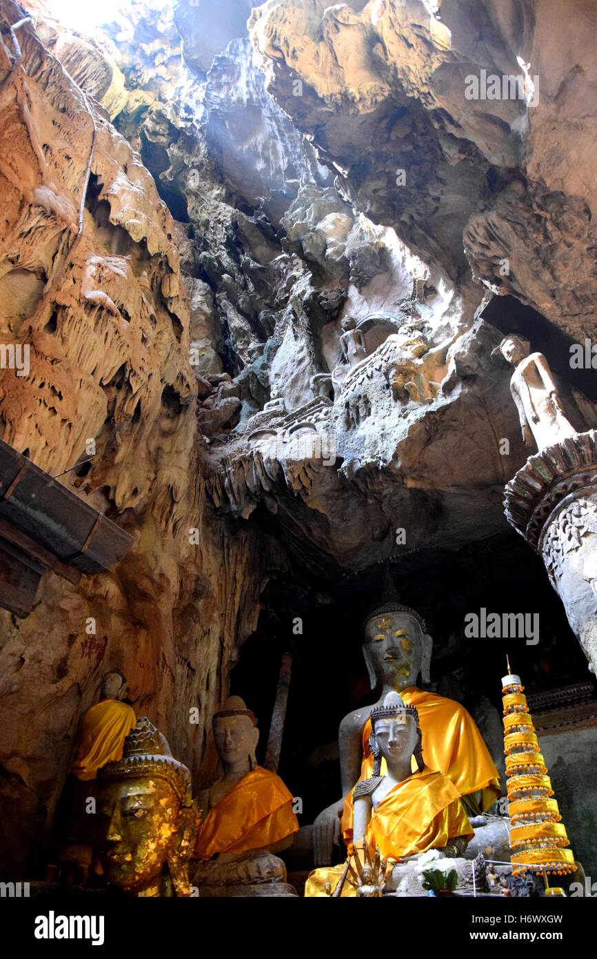 Chiang Dao cave temple Stock Photo - Alamy