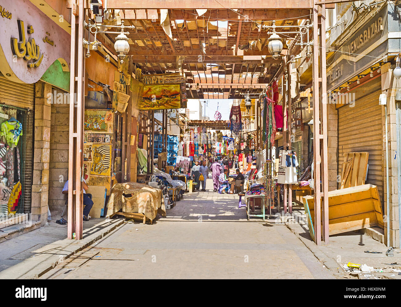 Egypt luxor el souk market hi-res stock photography and images - Alamy
