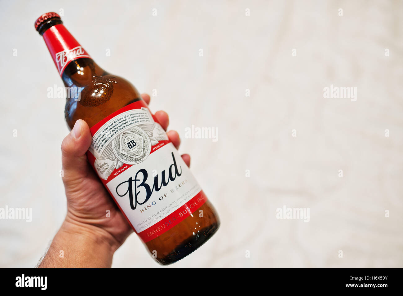 Bud Light Bottle Stock Photos & Bud Light Bottle Stock Images - Alamy